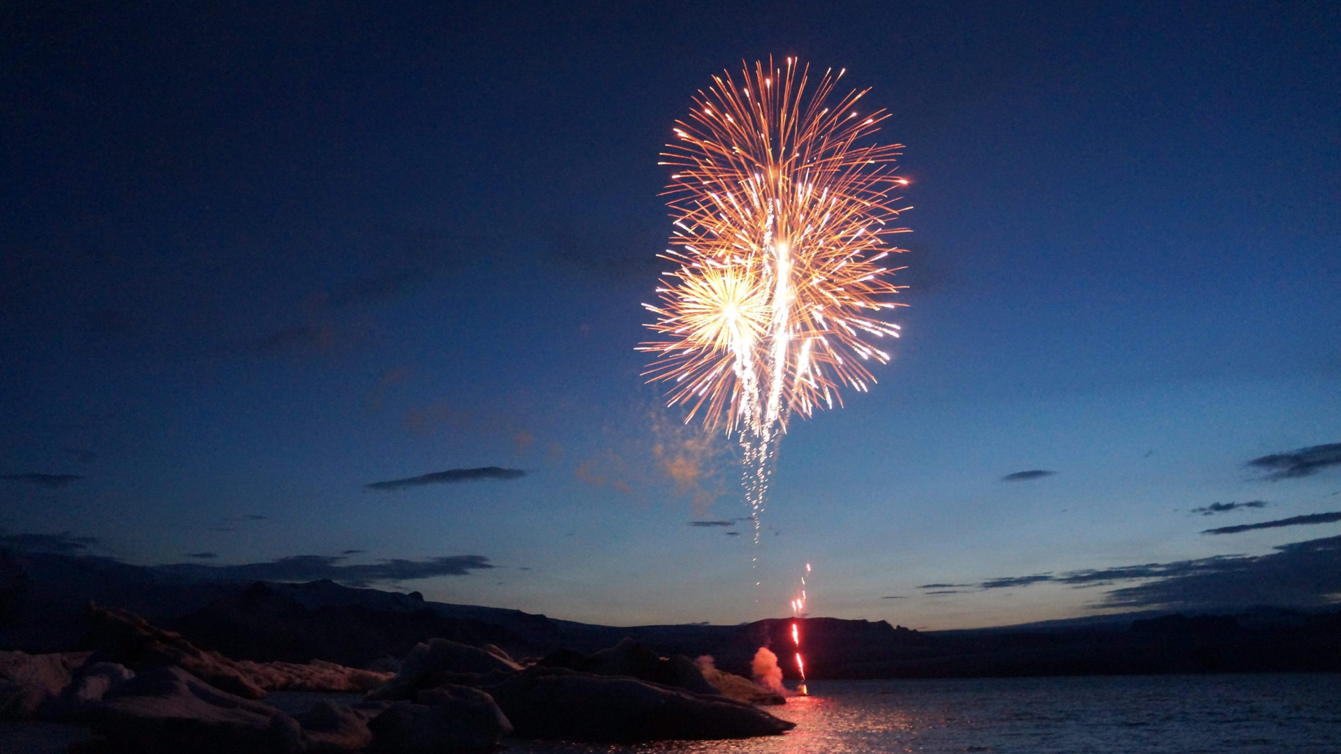 New Years Eve Fireworks in Branson MO | Branson Shores Resort